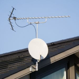 A Brief Guide to Slotted Array Antennas - Rantec Microwave Systems